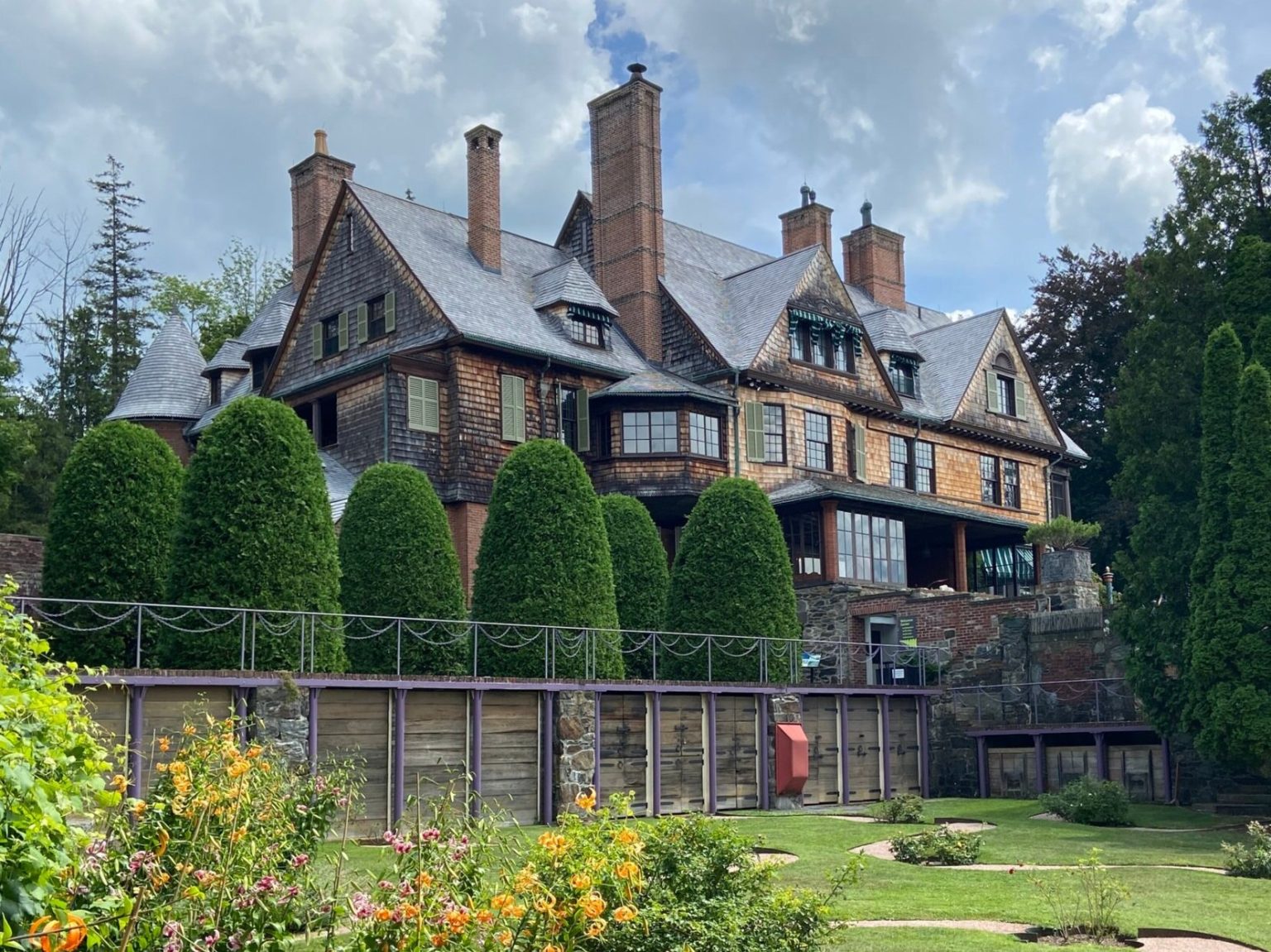 Eight Ways to Have Fun at the Lupa Zoo in Springfield, MA ...