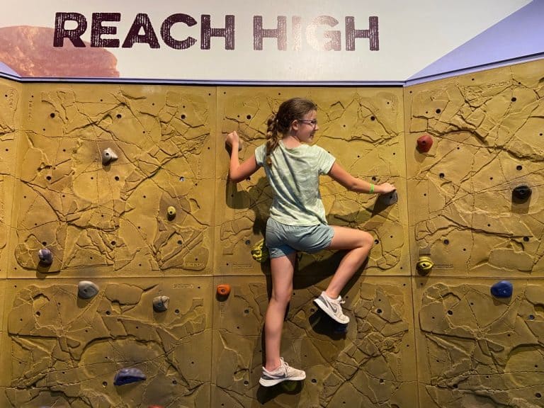 15 Ways to Explore the Kirby Science Center in Sioux Falls, SD ...
