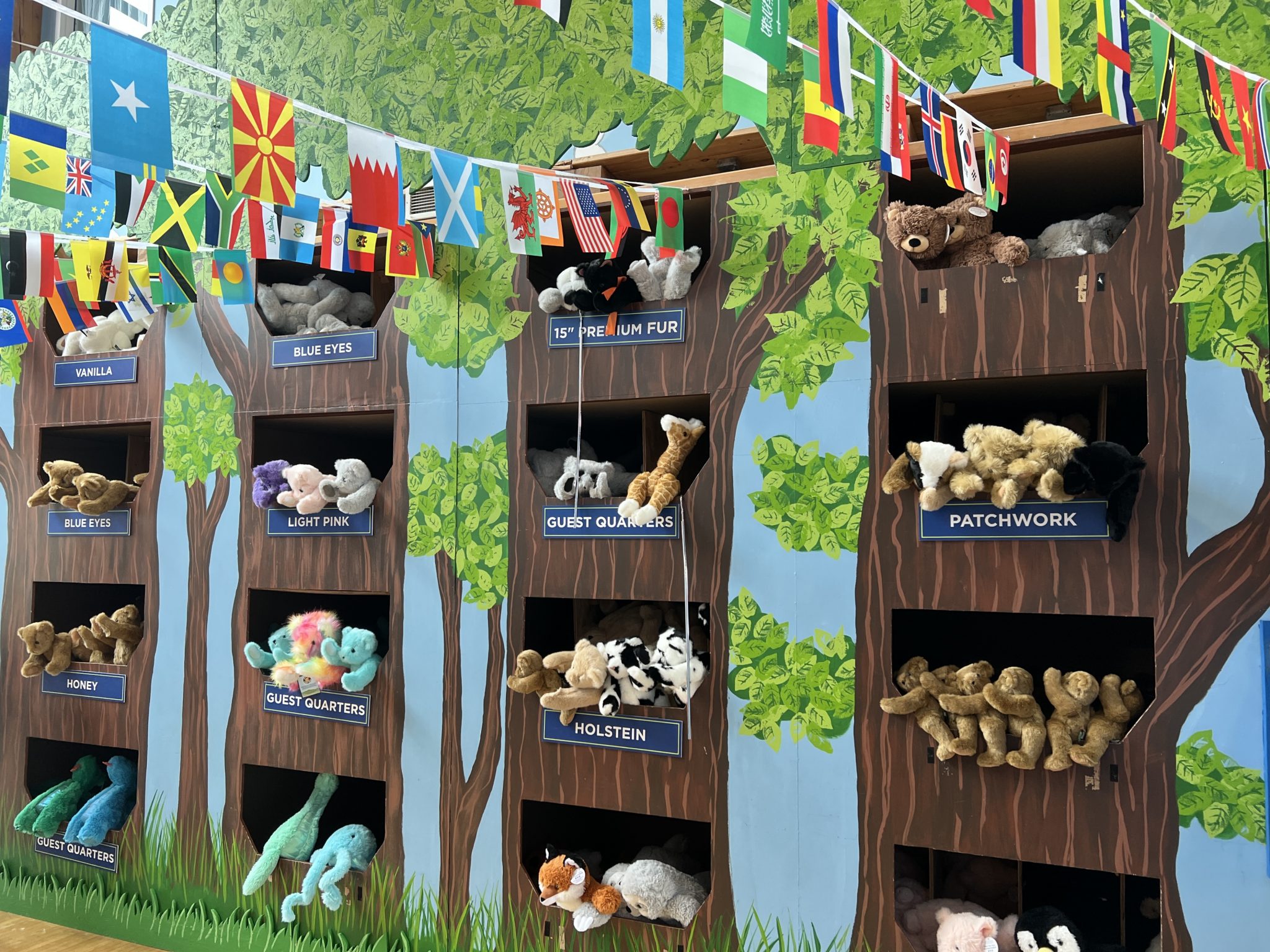 10 Things to Do at the Vermont Teddy Bear Factory in Shelburne, Vermont ...