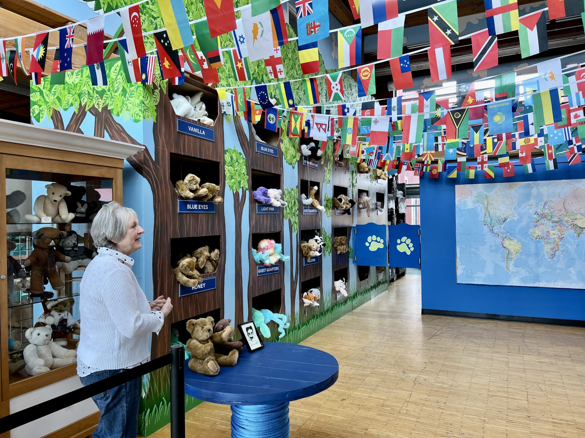 10 Things to Do at the Vermont Teddy Bear Factory in Shelburne, Vermont ...