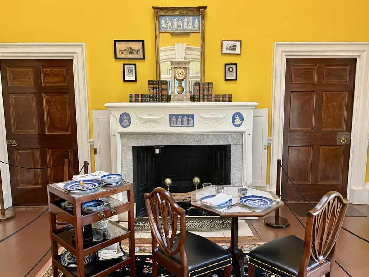 Playing "I Spy" at Jefferson's Monticello in Charlottesville, VA ...