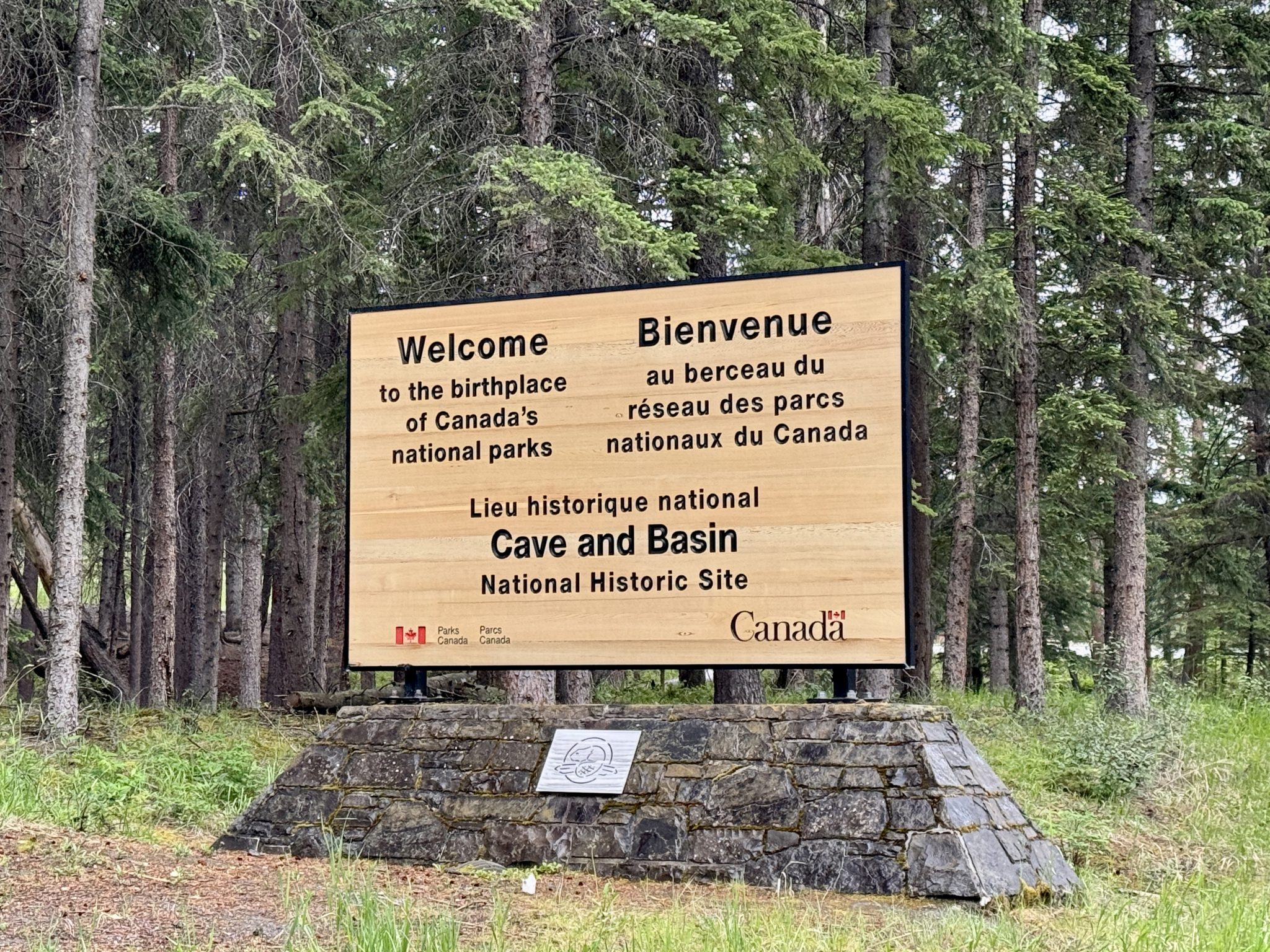 10 Things to Do at the Cave and Basin National Historic Site in Banff ...